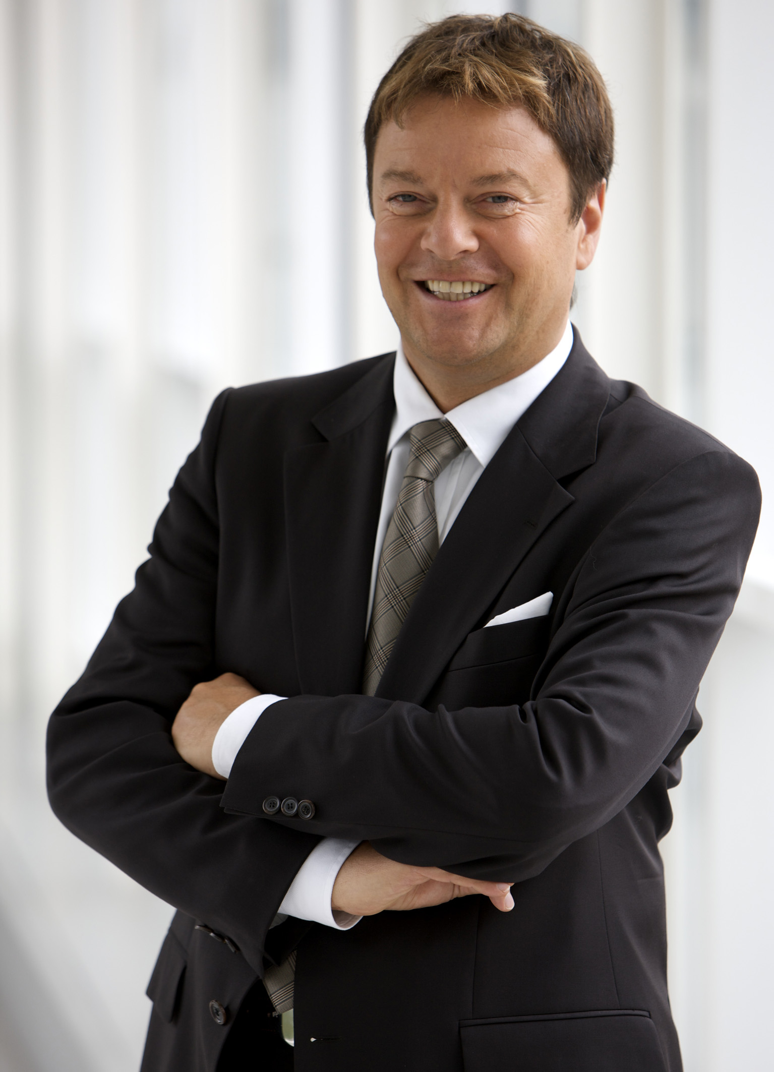 hr3-Chef Jörg Bombach wechselt ins Fernsehen, Nachfolger wird Jan ...