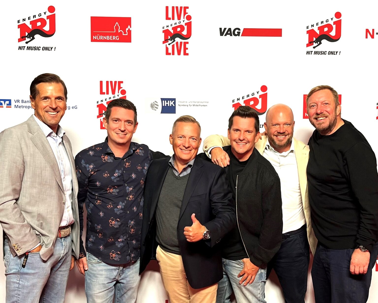 Flo Kerschner ist zurück im Radio: bei ENERGY und NOSTALGIE - radioWOCHE